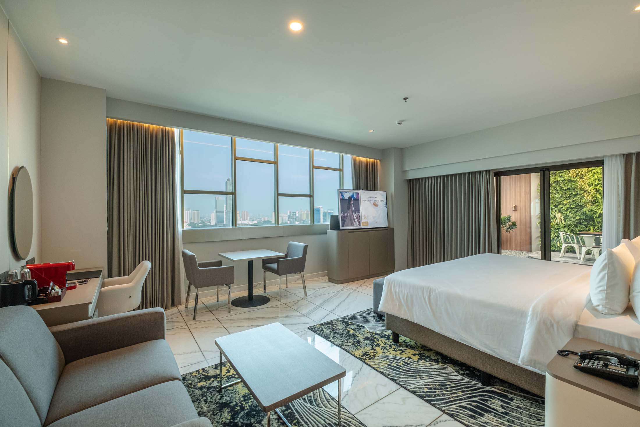 Ambassador Suite - The Grand Platinum Jakarta